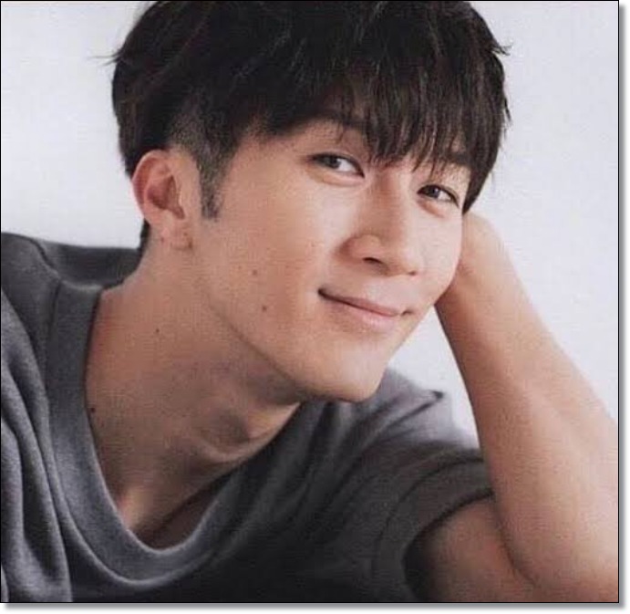 濵田崇裕のなで肩は世界一？櫻井翔と対決！爆笑エピソードまとめ動画！｜おれんじニュース